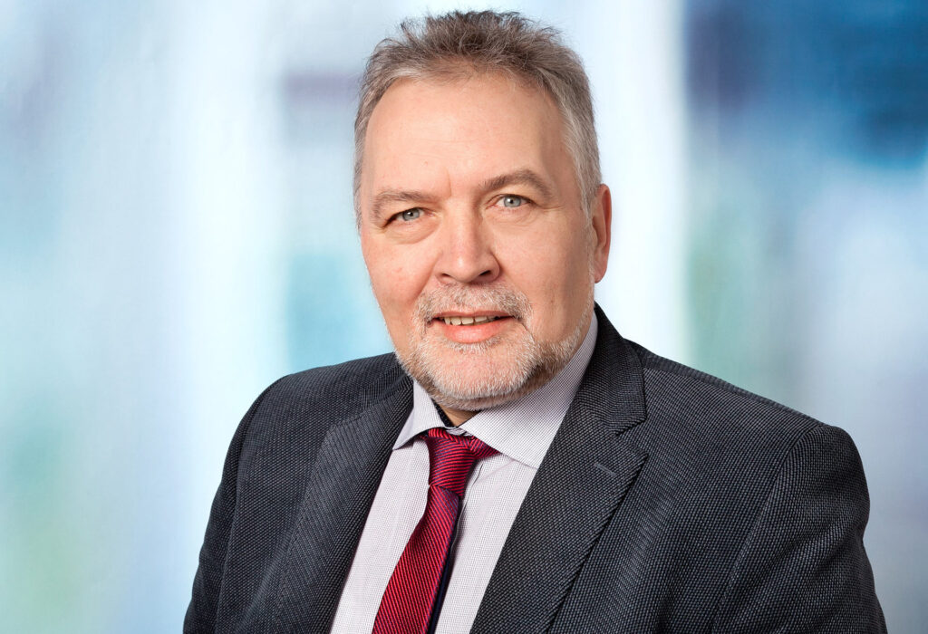 Erich Stahr| Schwörer-Bauberater für Fertighäuser